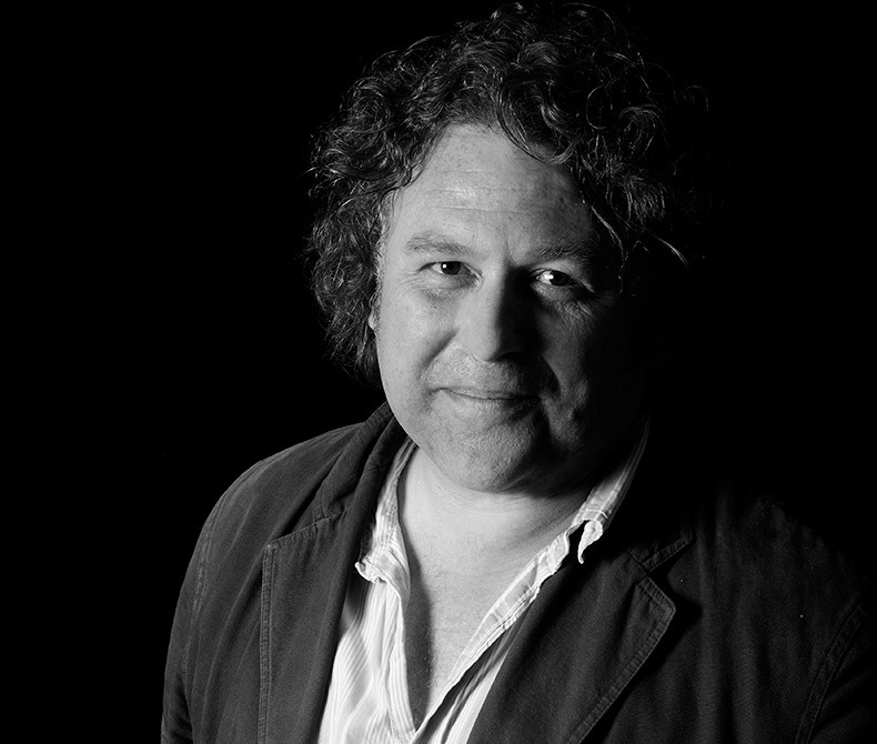 Contact portrait artist Jon Elworthy